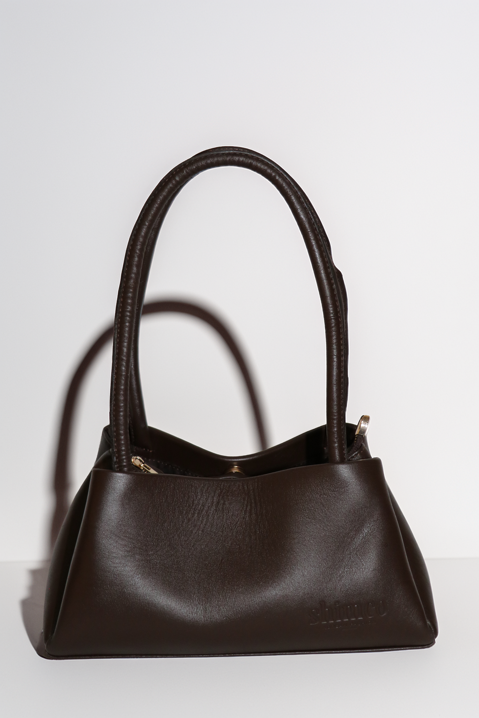 Hana Shoulder Bag Chocolate – shimco
